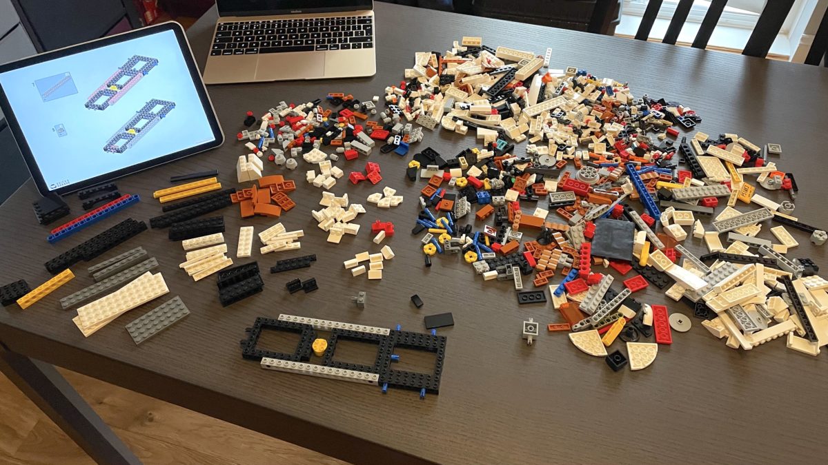 Rebuilding the LEGO Porsche 911 into a Lamborghini Countach