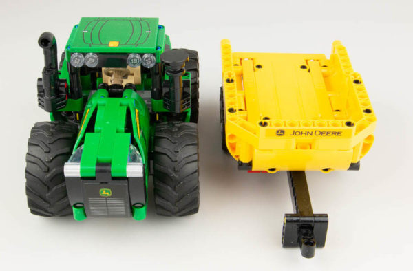 LEGO Technic 42136 John Deere 9620R 4WD Tractor full review