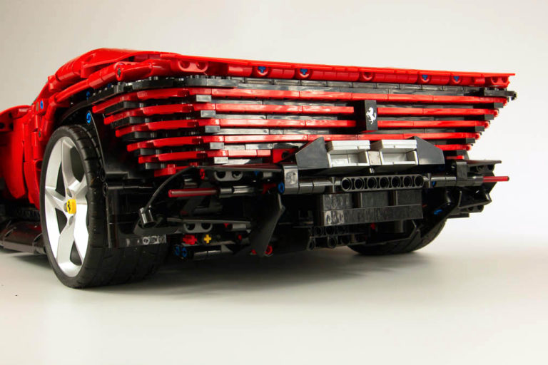 LEGO Technic 42143 Ferrari Daytona SP3 supercar review