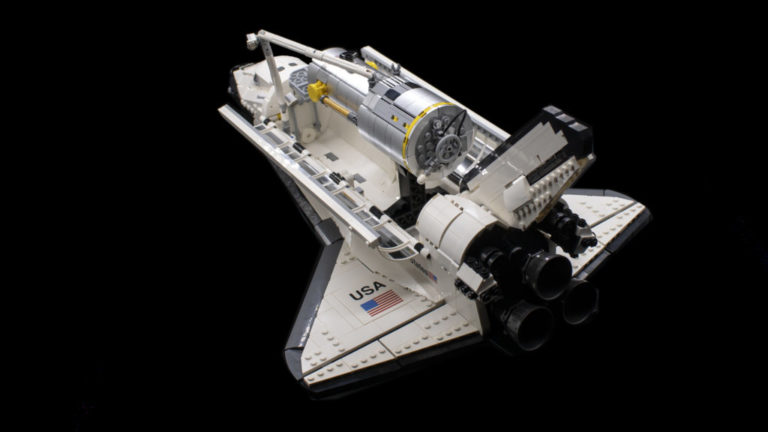 LEGO Creator Expert 10283 NASA Space Shuttle Discovery review