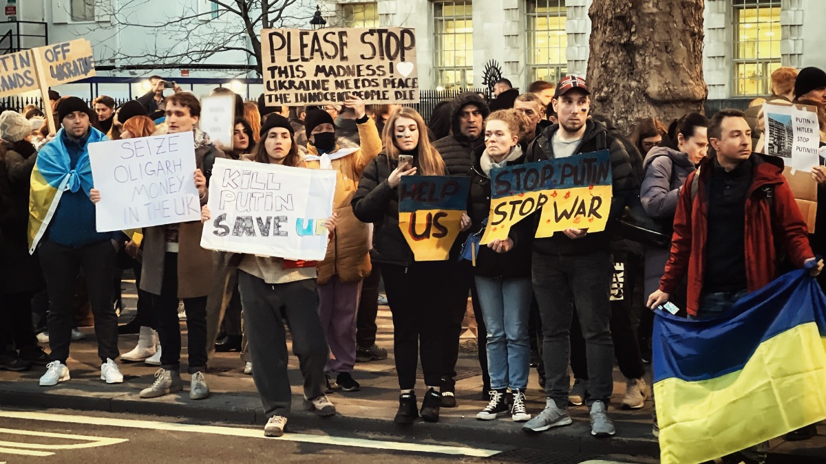 LEGO advises staff in Russia to avoid anti-war protests