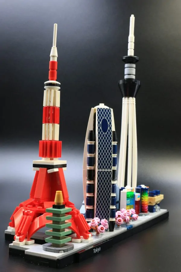 LEGO Architecture 21051 Tokyo review