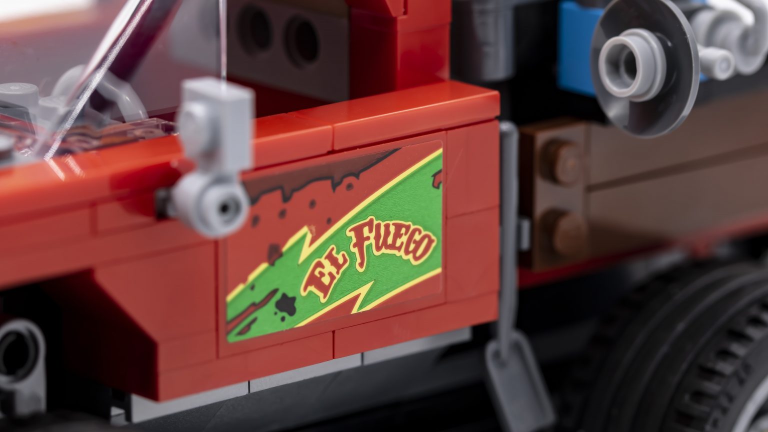 LEGO Hidden Side 70421 El Fuego’s Stunt Truck review