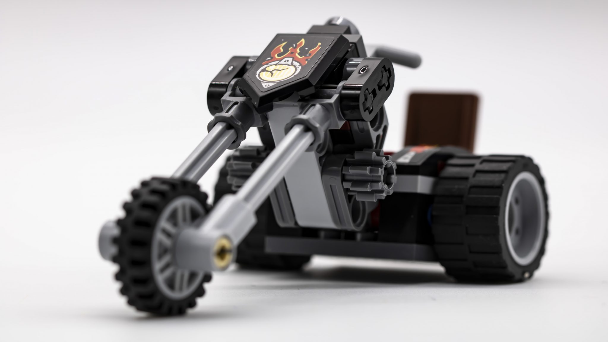 LEGO Hidden Side 70421 El Fuego’s Stunt Truck review