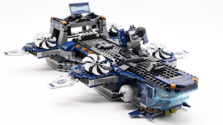 LEGO Marvel 76153 Avengers Helicarrier review