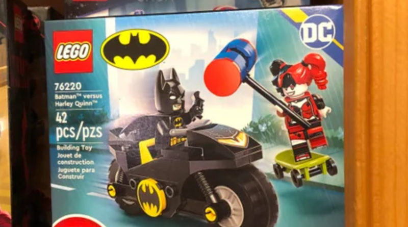 LEGO 76220 Batman versus Harley Quinn discovered
