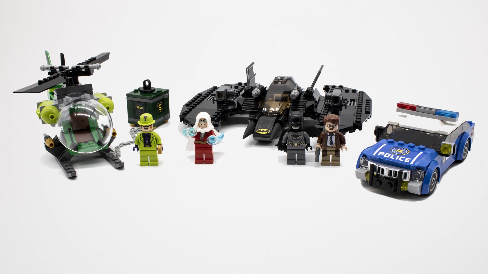 LEGO DC Super Heroes 76120 Batman Batwing and the Riddler Heist review