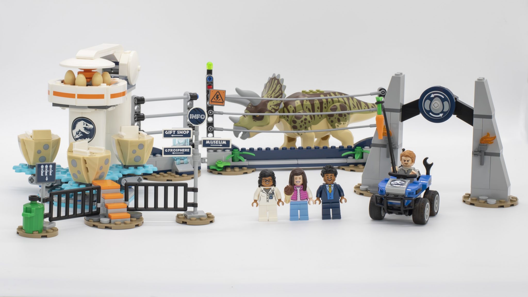 LEGO Jurassic World 75937 Triceratops Rampage review