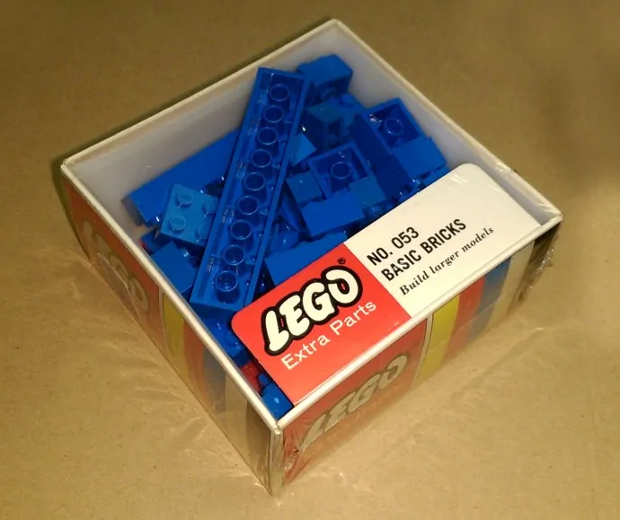 Assorted basic bricks - Blue LEGO Set, Deals & Reviews