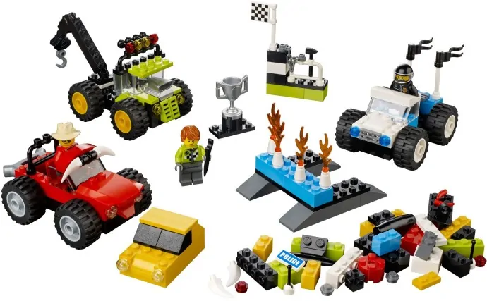 LEGO Monster Trucks LEGO Set, Deals & Reviews