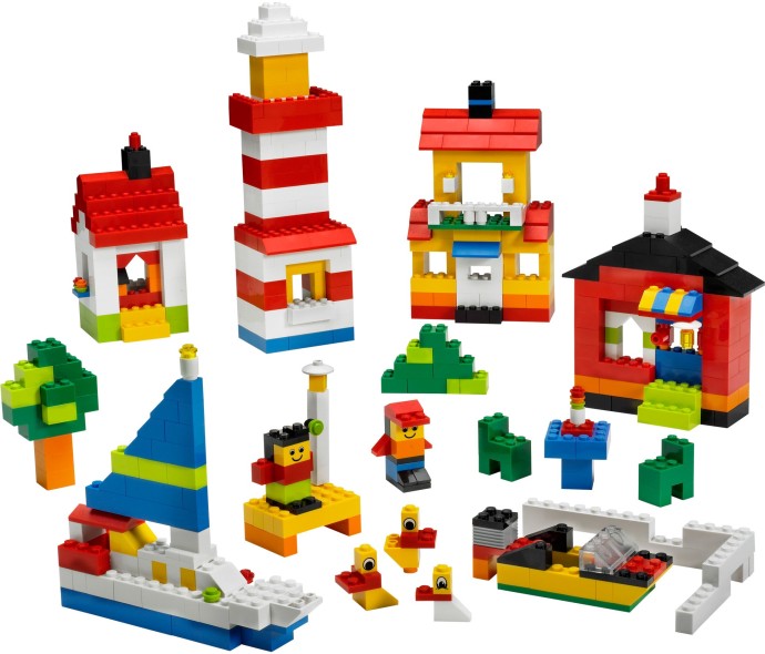 LEGO Giant Box LEGO Set, Deals & Reviews