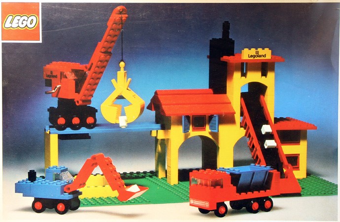Brick Yard LEGO Set, Deals & Reviews