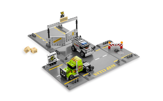 8199 Security Smash LEGO Set